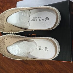 bernie mev. | Shoes | Bernie Mev New York Memory Foam Slip On Shoes ...